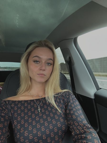 Lea M, Kvinde, 22 år, Model, Skuespiller, Statist, GREVE
